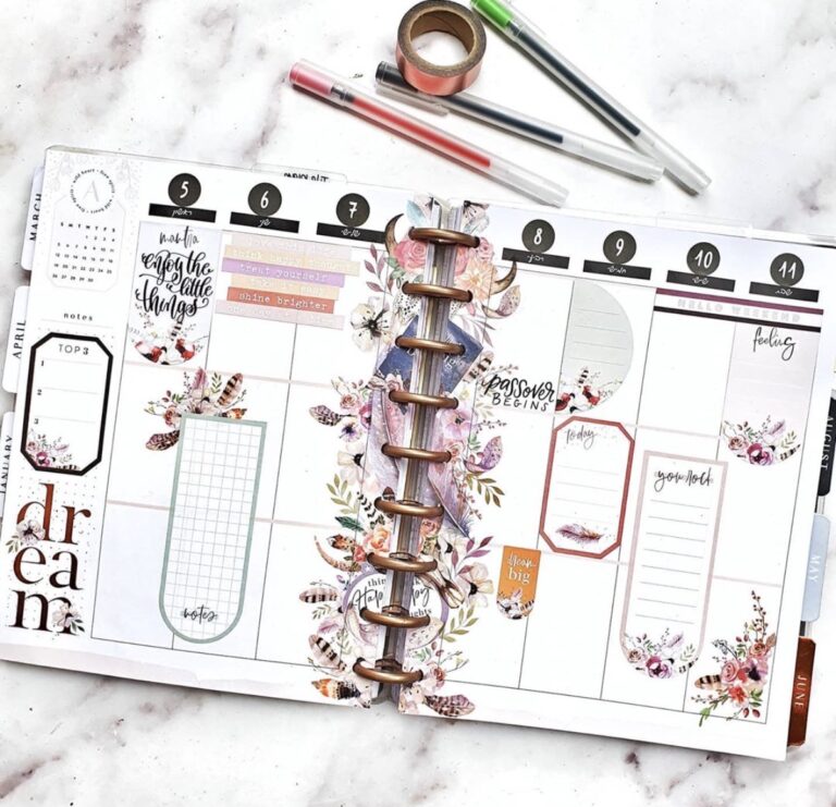 Bright and Easy Happy Planner Ideas to Get You Started