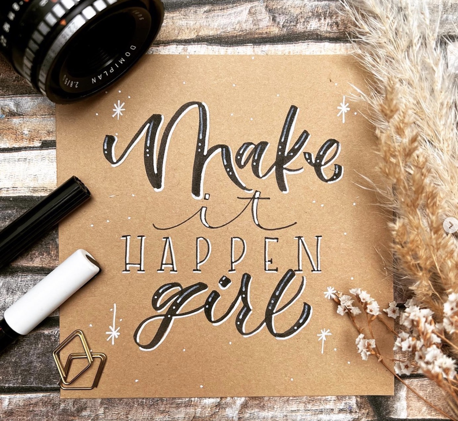 Hand Lettering Alphabet Practice 101: Tips & Resources For Improving ...