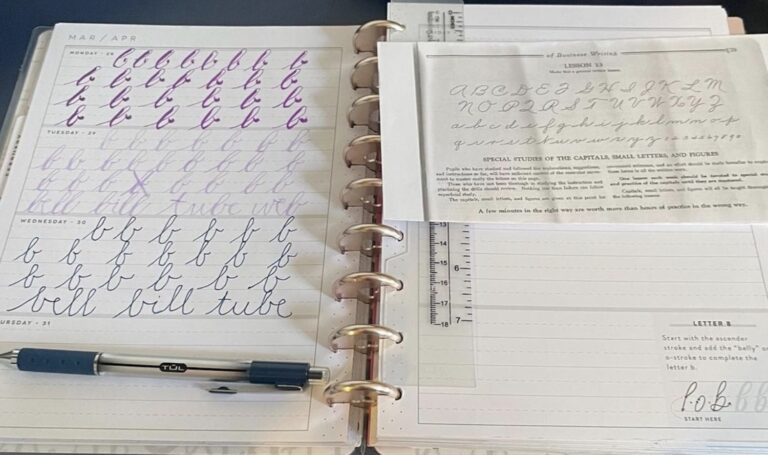 All About Cursive Lettering And How It Can Help Your Writing Skills